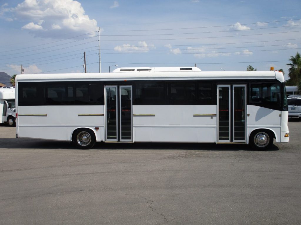 2008 Glaval Apollo Shuttle Bus S08483 - Las Vegas Bus Sales