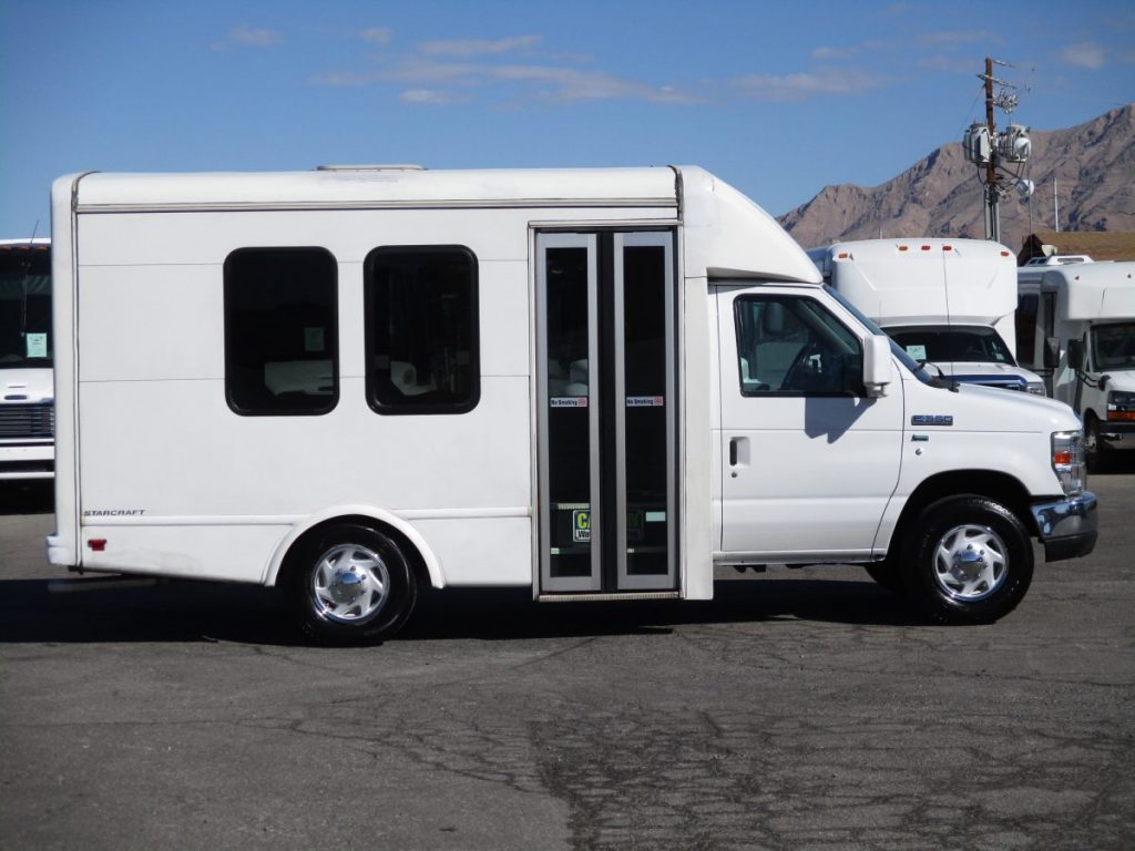 2011 Starcraft Xpress Shuttle Bus S34732 - Las Vegas Bus Sales