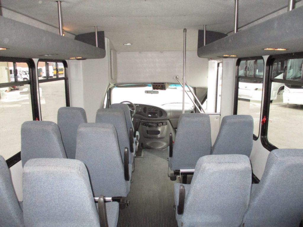2007 Starcraft Allstar Shuttle Bus S32584 - Las Vegas Bus Sales