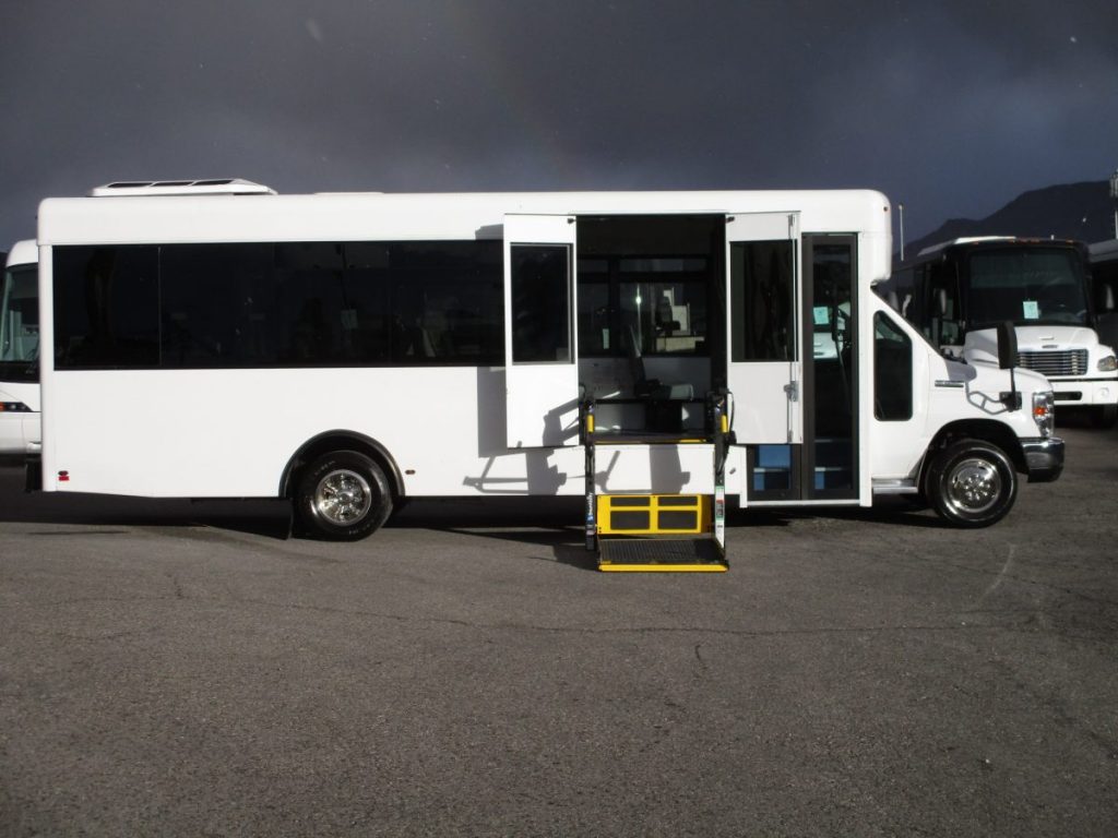 2016 Winnebago Metro Link Lift Equipped Shuttle Bus S13104 - Las Vegas ...