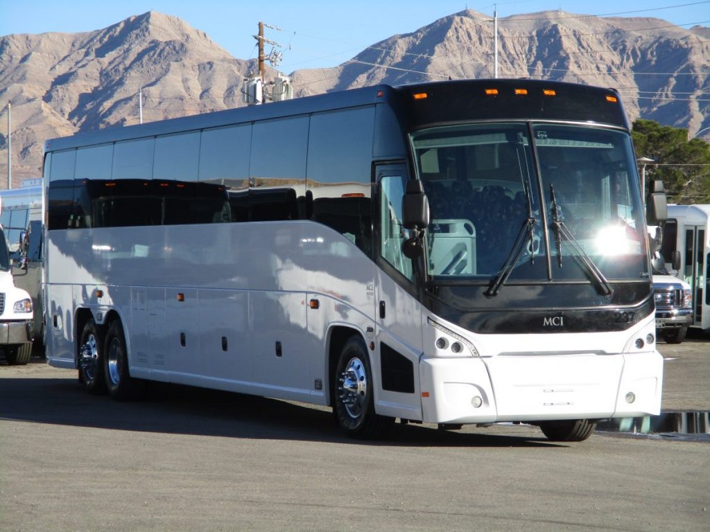 2014 MCI J4500 Highway Coach C66670 - Las Vegas Bus Sales