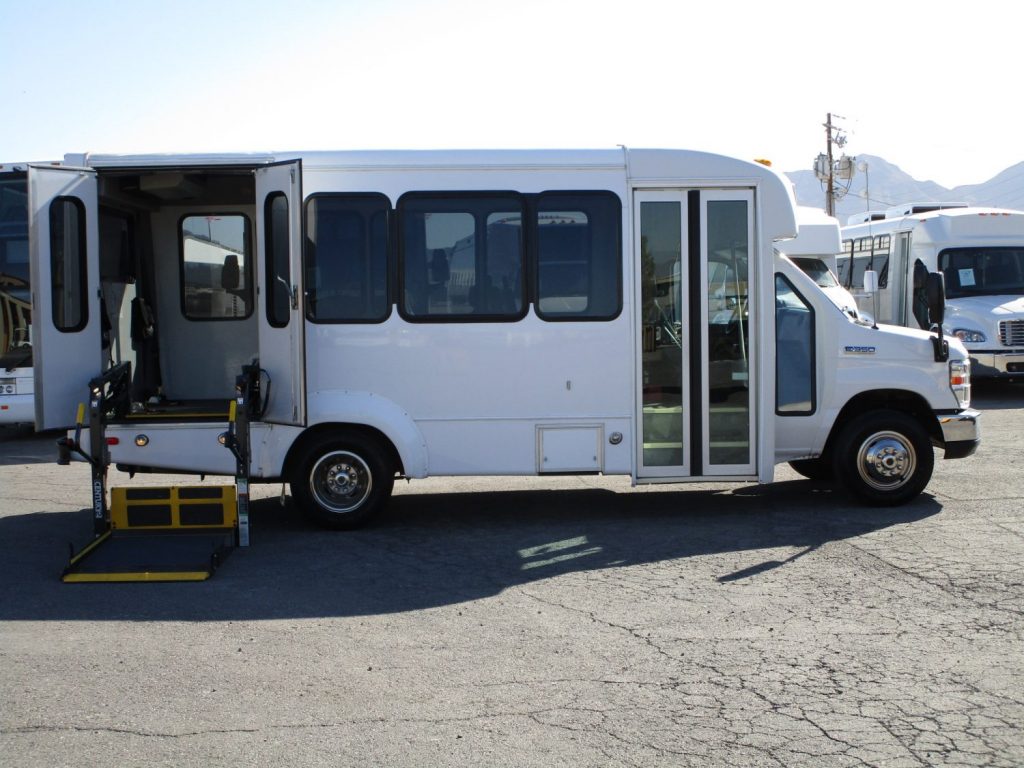 2012 Elkhart Coach ECII Lift Equipped Shuttle S18917 - Las Vegas Bus Sales
