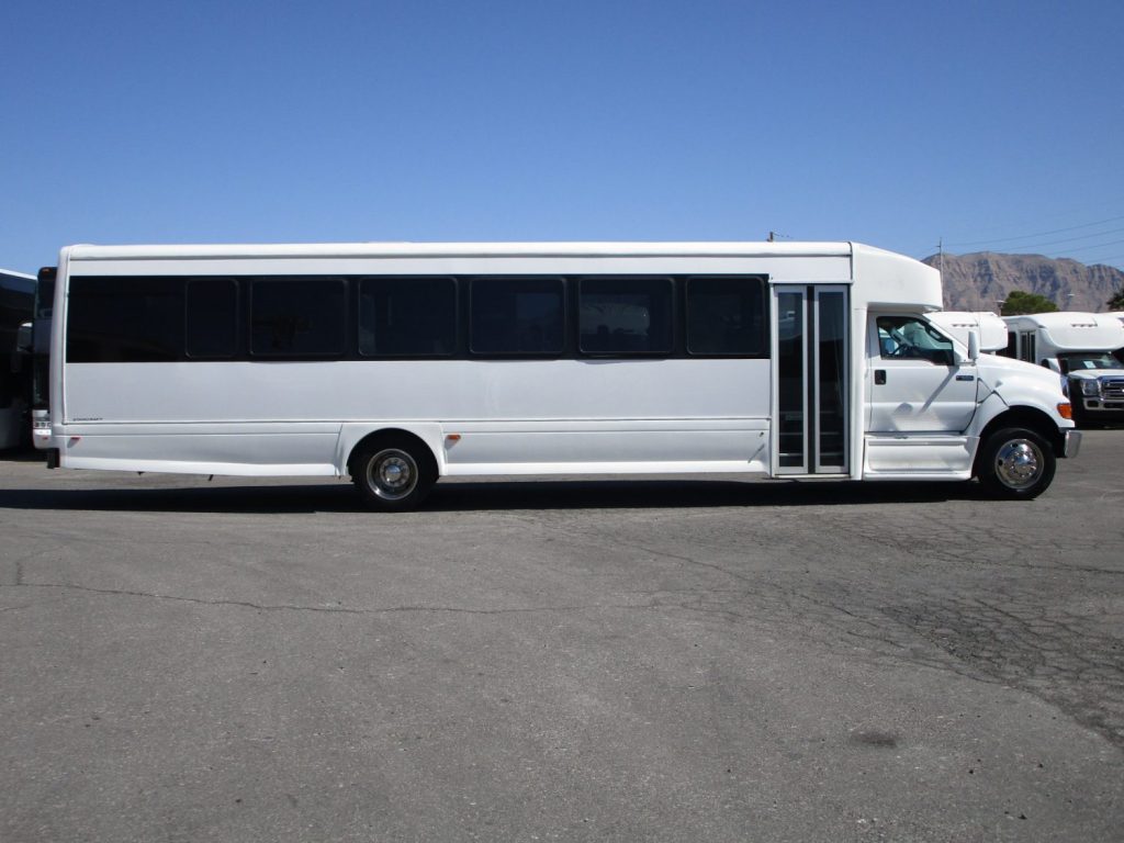 2015 Starcraft Allstar XLT Shuttle Bus S75303 - Las Vegas Bus Sales