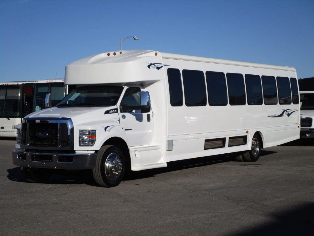 2017 Starcraft XLT Shuttle Bus S04510 - Las Vegas Bus Sales