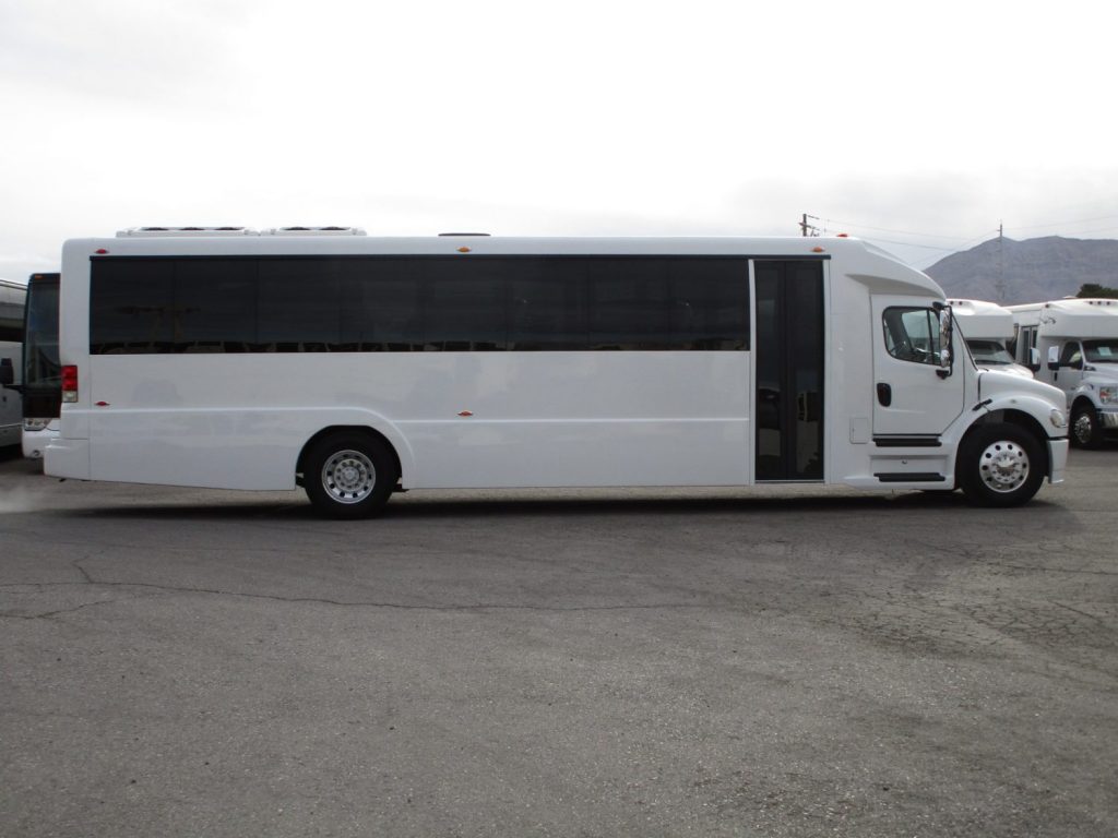 2018 Executive Coach Builders Luxury Shuttle Bus SL1217 - Las Vegas Bus ...