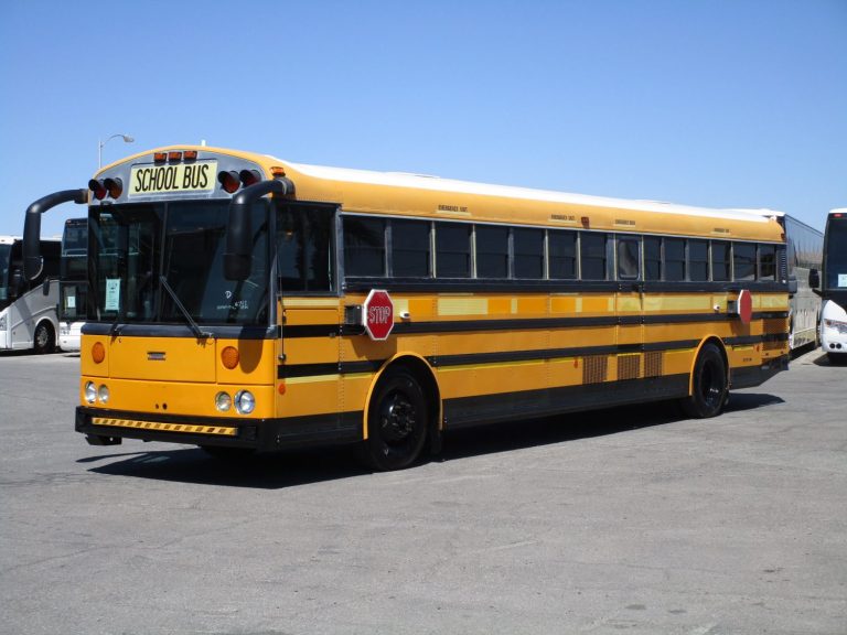 2006 Thomas Saf-T-Liner HDX School Bus B74861 - Las Vegas Bus Sales