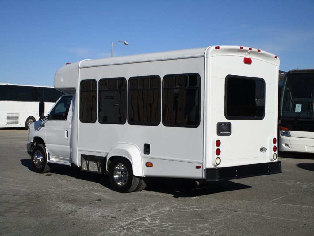 2008 Starcraft Starlite Lift Equipped Shuttle Bus S70666 - Las Vegas ...