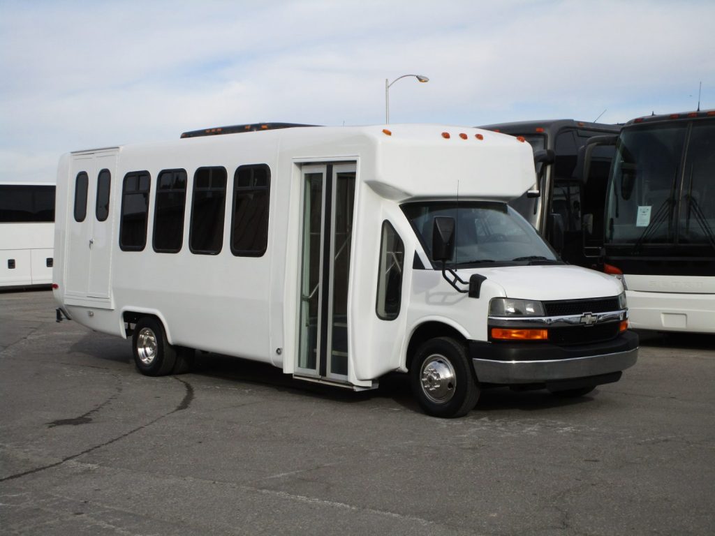 2008 Diamond Coach VIP 2500 Shuttle Bus S62530 - Las Vegas Bus Sales