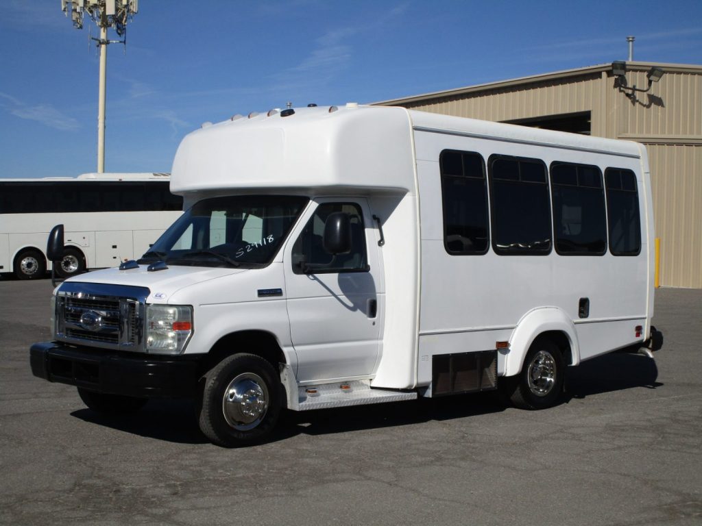 2012 Elkhart Coach ECII Lift Equipped Shuttle S29118 - Las Vegas Bus Sales