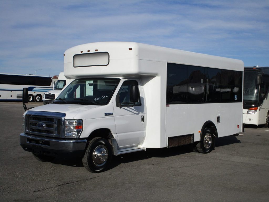 2014 Metro Link Lift Equipped Shuttle Bus S04512 - Las Vegas Bus Sales