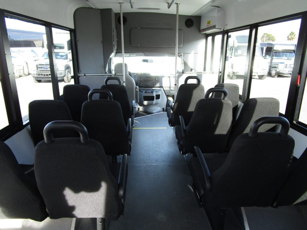 2014 Metro Link Lift Equipped Shuttle Bus S04512 - Las Vegas Bus Sales
