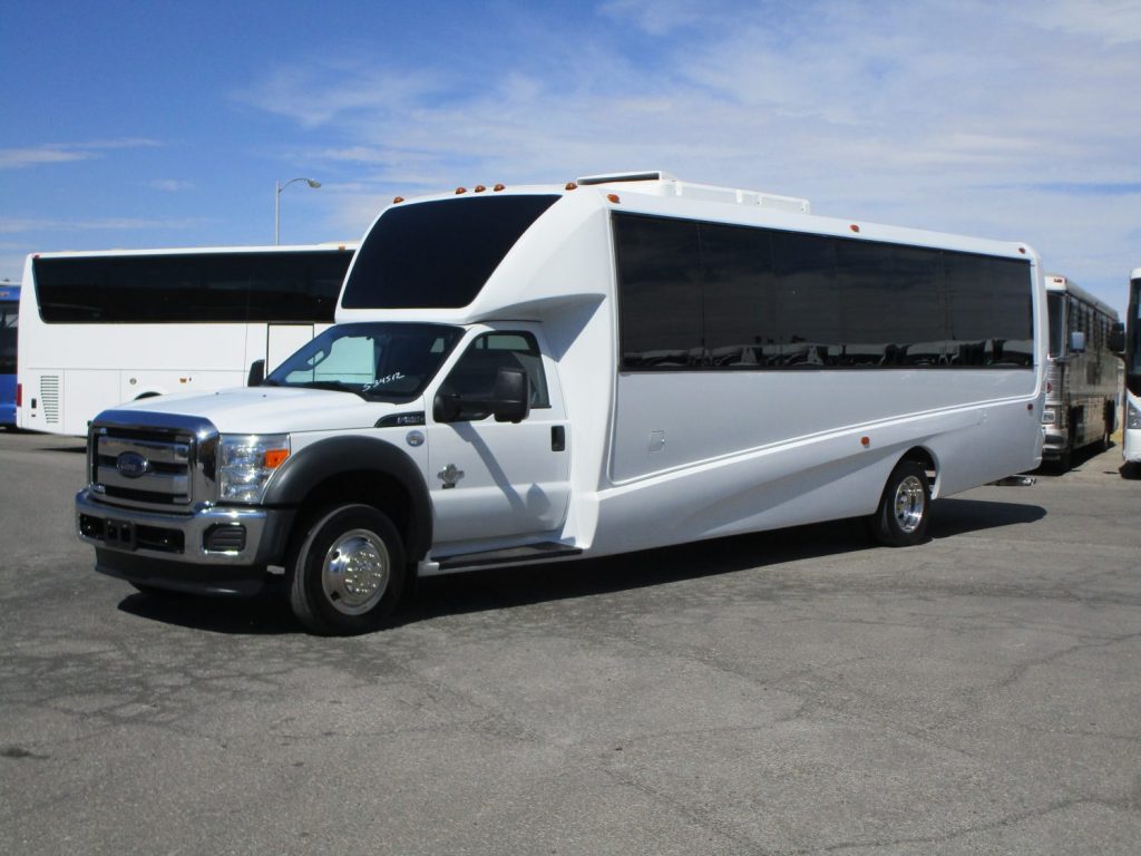 2016 Grech Motors GM33 Executive Style Shuttle Bus S34512 - Las Vegas ...