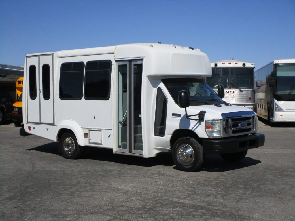 2012 Elkhart Coach ECII Lift Equipped Shuttle S29110 - Las Vegas Bus Sales