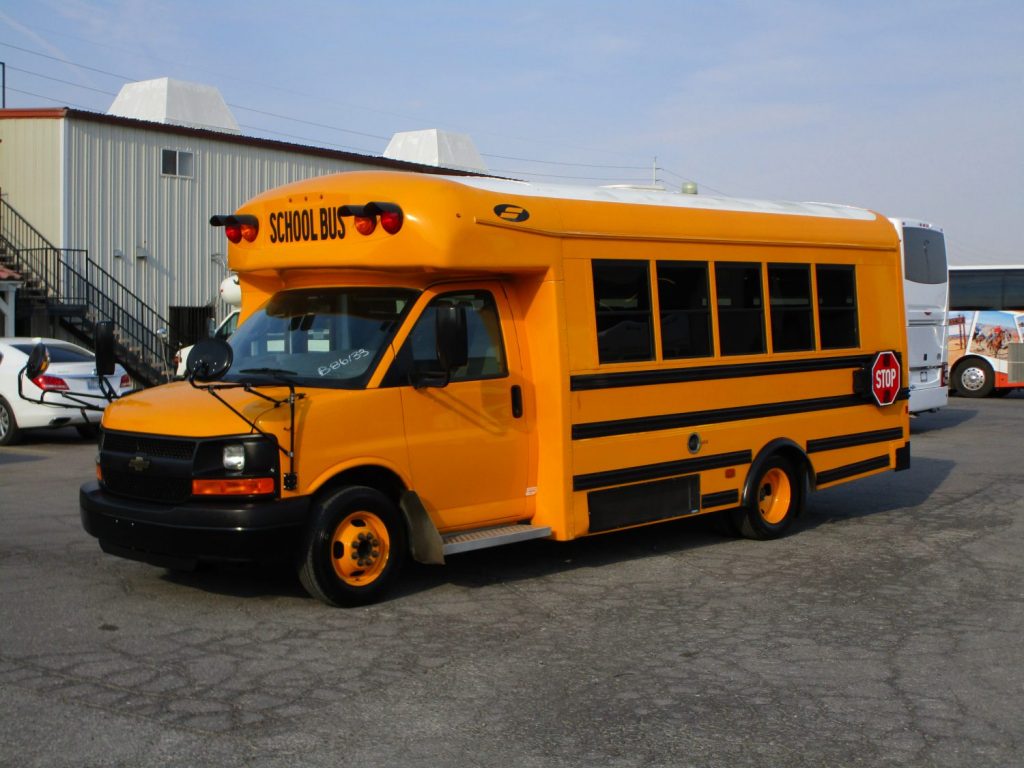 2016 Chevy Starcraft Quest School Bus B86133 - Las Vegas Bus Sales