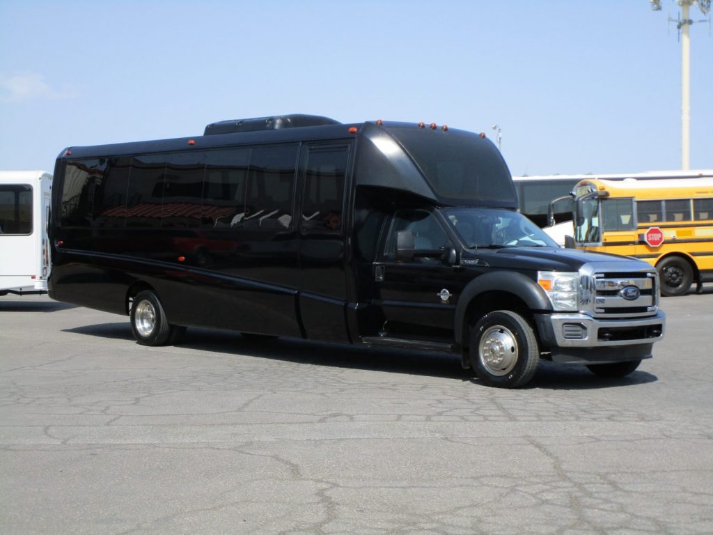 2013 Grech Motors GM33 Executive Style Shuttle Bus S15405 - Las Vegas ...