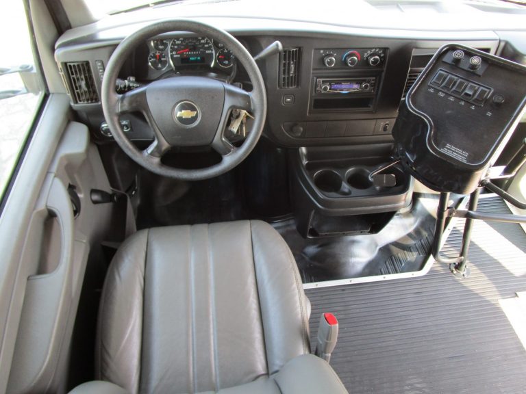 2009 Blue Bird Micro Bird MFSAB B14290 - Las Vegas Bus Sales