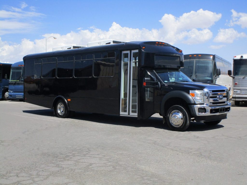 2013 Champion Defender F550 Shuttle Bus S80841 - Las Vegas Bus Sales