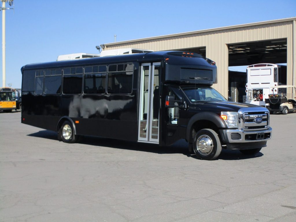 2013 Champion Defender F550 Shuttle Bus S80840 - Las Vegas Bus Sales