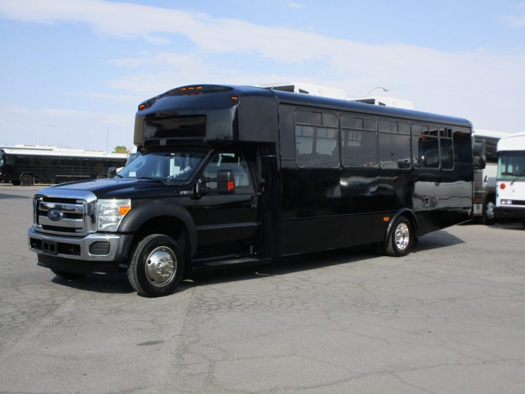 2013 Champion Defender F550 Shuttle Bus S80842 - Las Vegas Bus Sales