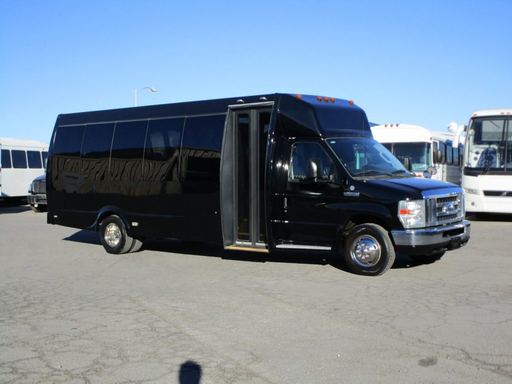 2011 Federal Spirit 27 Shuttle Bus S56074 - Las Vegas Bus Sales