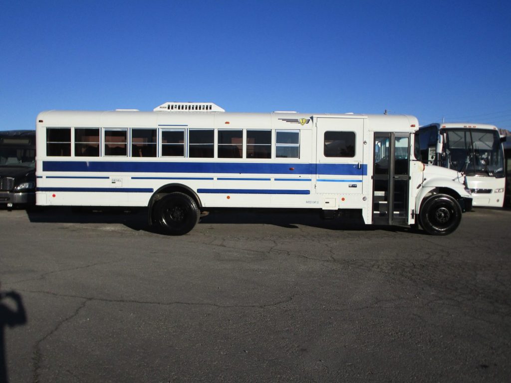 2018 IC 3000 CE Series Lift Equipped Bus B46959 - Las Vegas Bus Sales