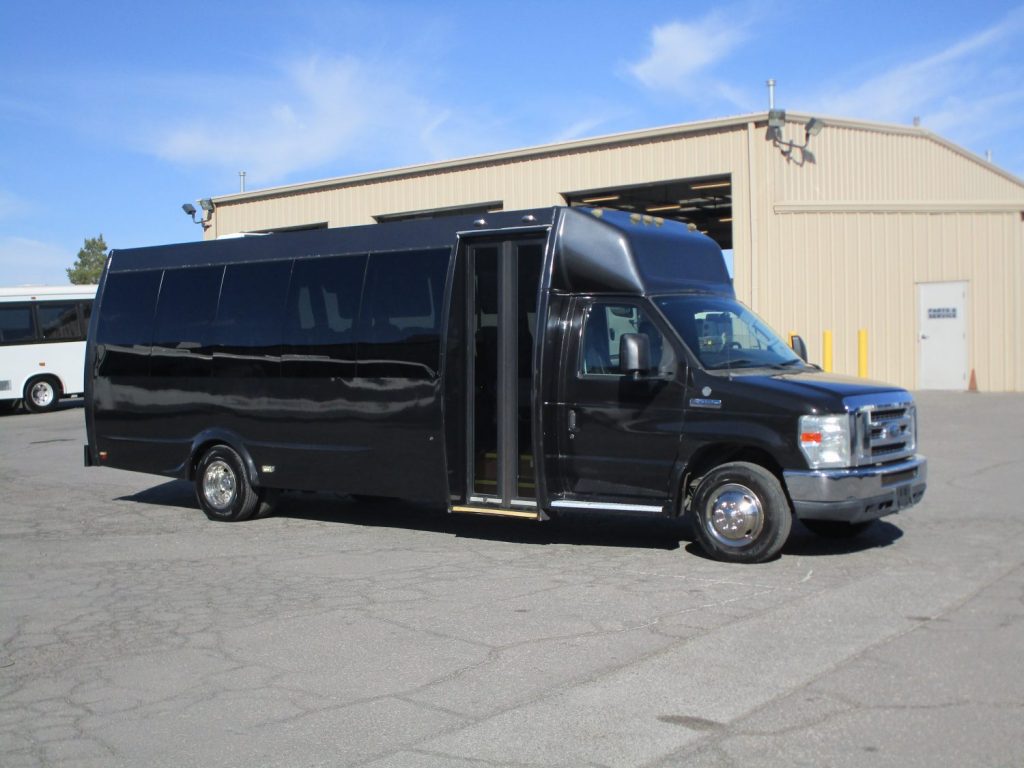 2012 Federal Spirit 27 Shuttle Bus S92959 - Las Vegas Bus Sales