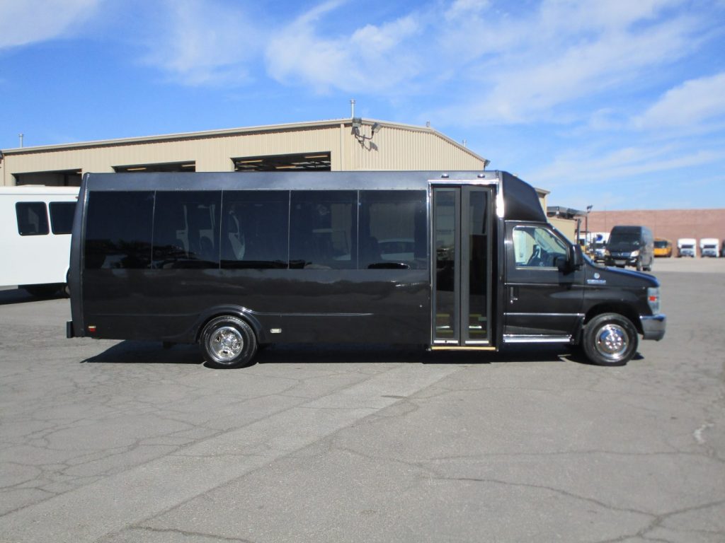2012 Federal Spirit 27 Shuttle Bus S92959 - Las Vegas Bus Sales