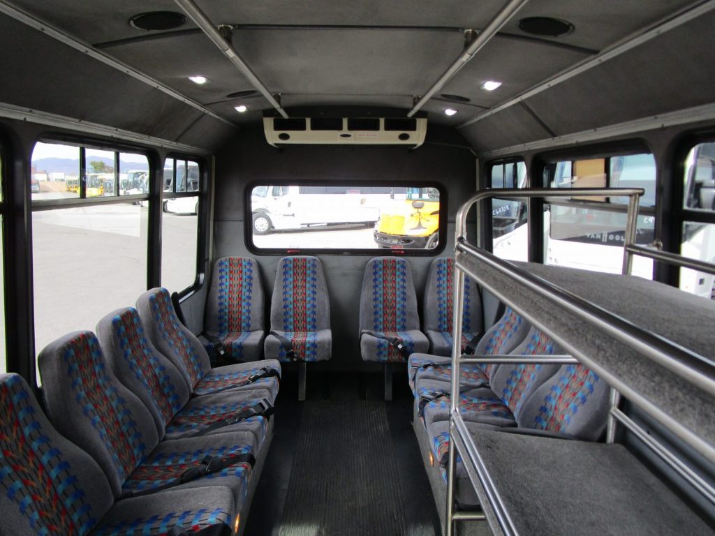 2008 Champion Challenger Shuttle Bus S38139 - Las Vegas Bus Sales