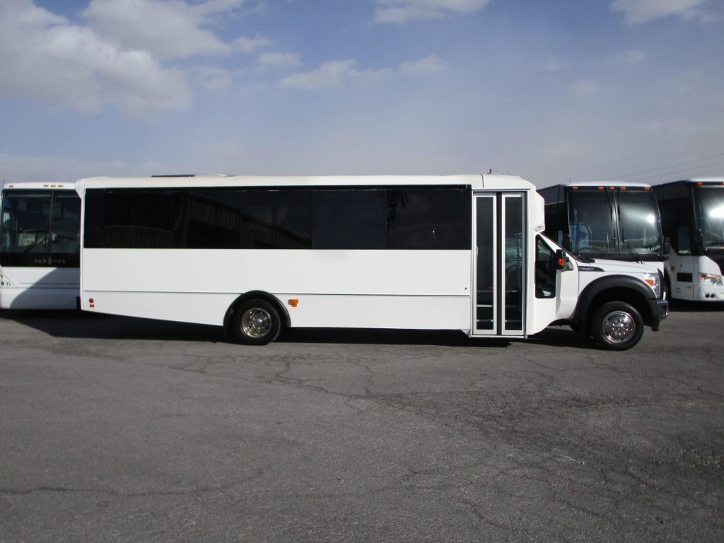 2015 Champion Defender F550 Shuttle Bus S48243 - Las Vegas Bus Sales