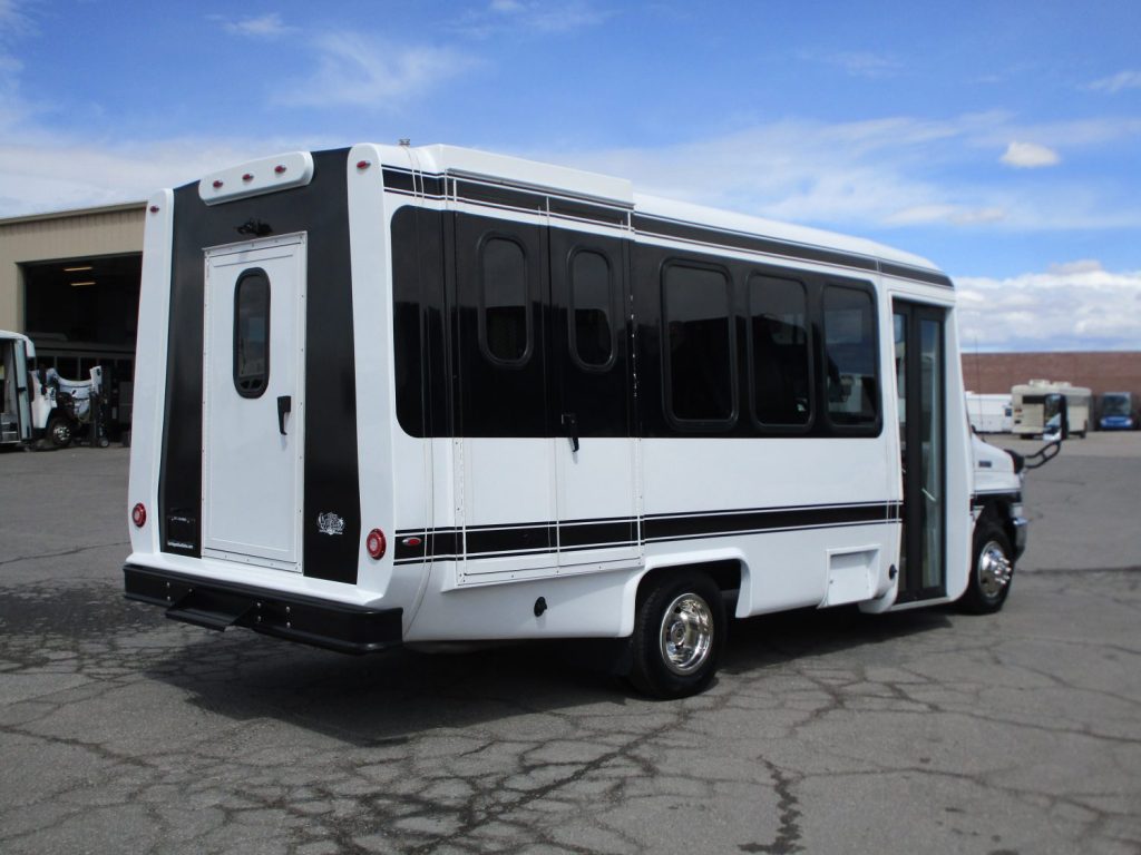 2021 Diamond Coach VIP 2500 Shuttle Bus S14979 - Las Vegas Bus Sales