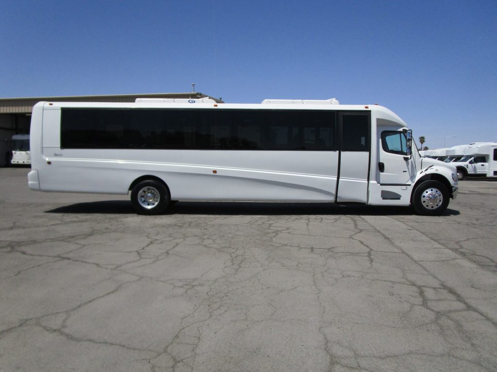 2017 Grech Motors GM40 Executive Style Shuttle Bus SN8601 - Las Vegas ...