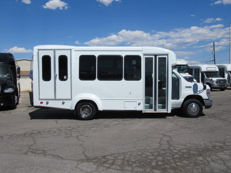 2012 Elkhart Lift Equipped Shuttle Bus S18940 - Las Vegas Bus Sales
