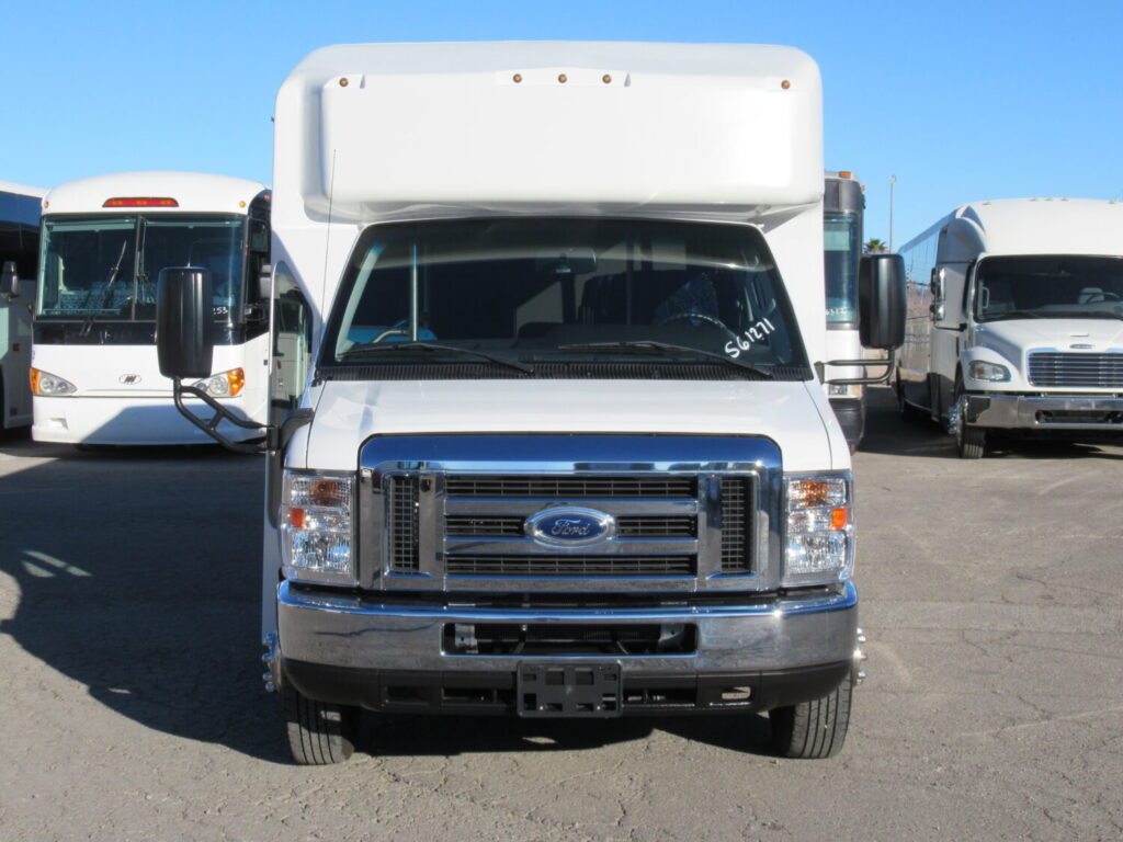 2019 ElDorado Advantage Shuttle Bus S61271 - Las Vegas Bus Sales
