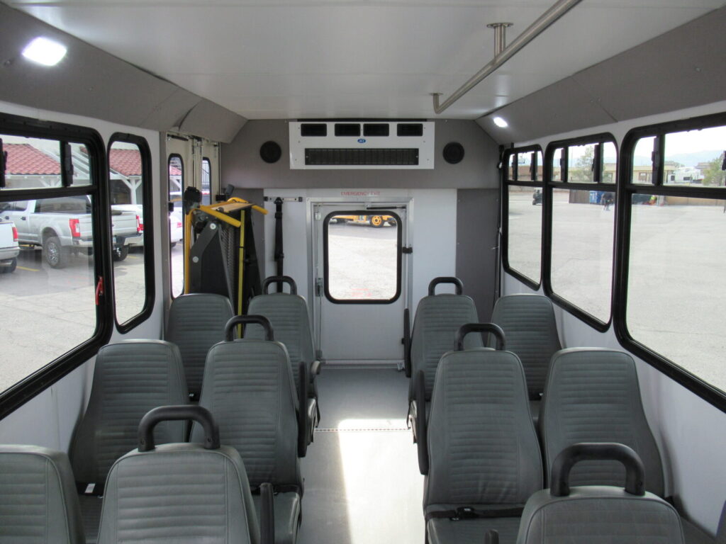 2017 ElDorado Advantage Lift Equipped Shuttle Bus S15406 - Las Vegas ...