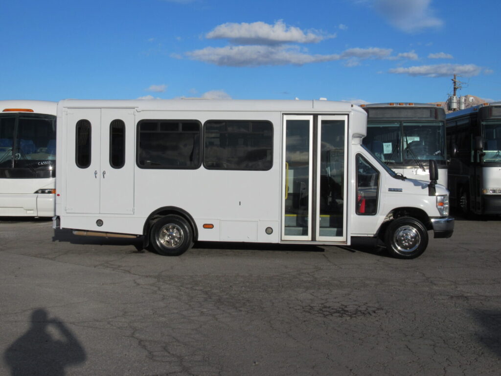 2017 Glaval Lift Equipped Shuttle S31982 - Las Vegas Bus Sales