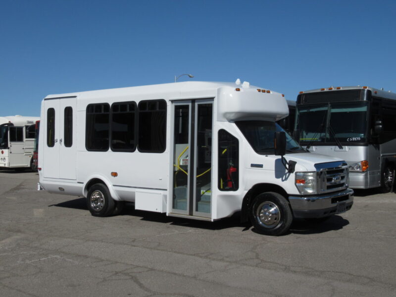 2016 ElDorado Aerotech Lift Equipped Shuttle Bus S15271 - Las Vegas Bus ...