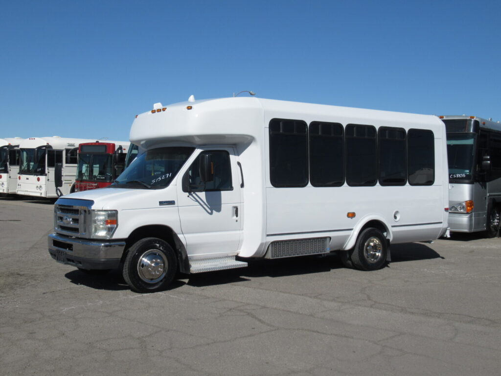 2016 ElDorado Aerotech Lift Equipped Shuttle Bus S15271 - Las Vegas Bus ...