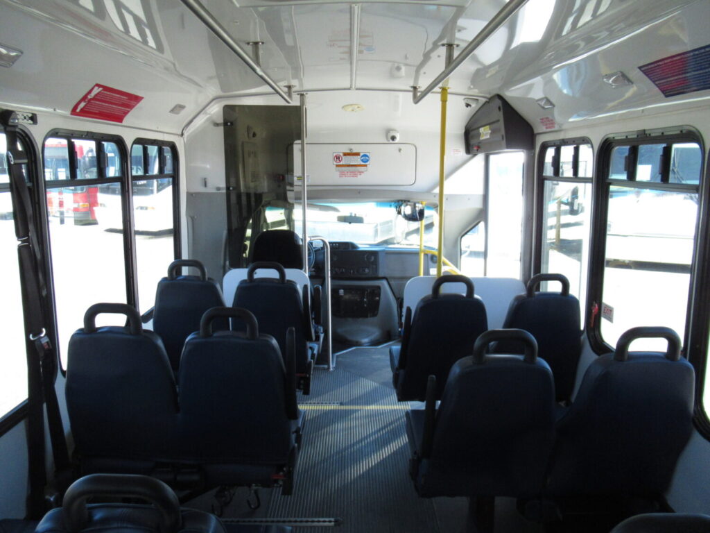 2016 ElDorado Aerotech Lift Equipped Shuttle Bus S15271 - Las Vegas Bus ...