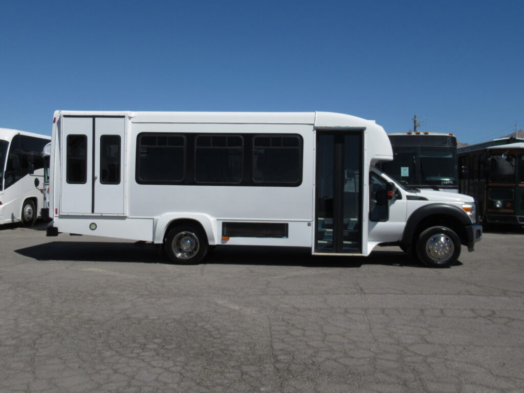 2014 Supreme Lift Equipped Shuttle Bus - S49812 - Las Vegas Bus Sales