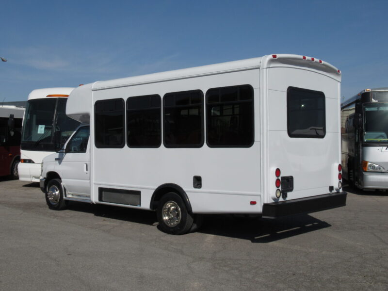 2010 Starcraft Allstar Shuttle Bus S49184 - Las Vegas Bus Sales