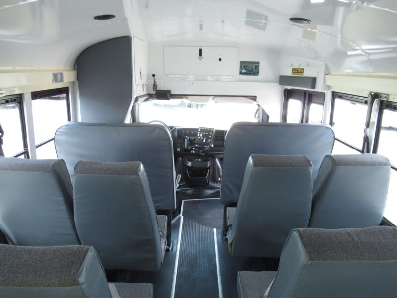 2006 Chevrolet Mid Bus MFSAB B80740 - Las Vegas Bus Sales