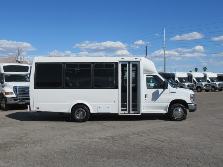 2014 Federal Spirit Shuttle Bus S17067 - Las Vegas Bus Sales