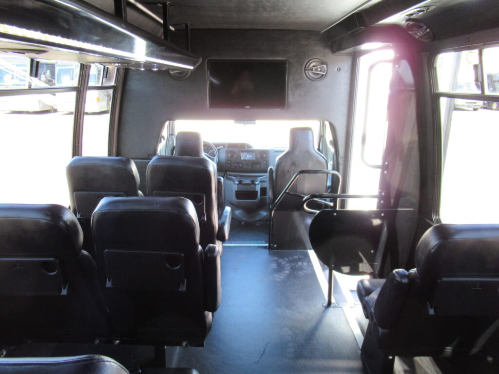 2014 Federal Spirit Shuttle Bus S17067 - Las Vegas Bus Sales