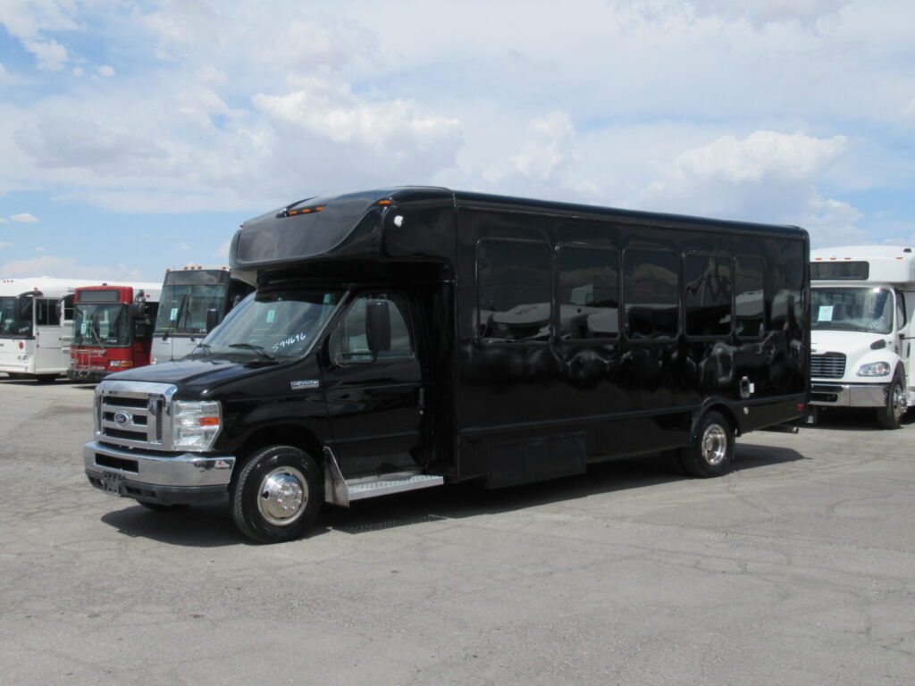 2014 Starcraft Allstar Shuttle Bus S94696 - Las Vegas Bus Sales