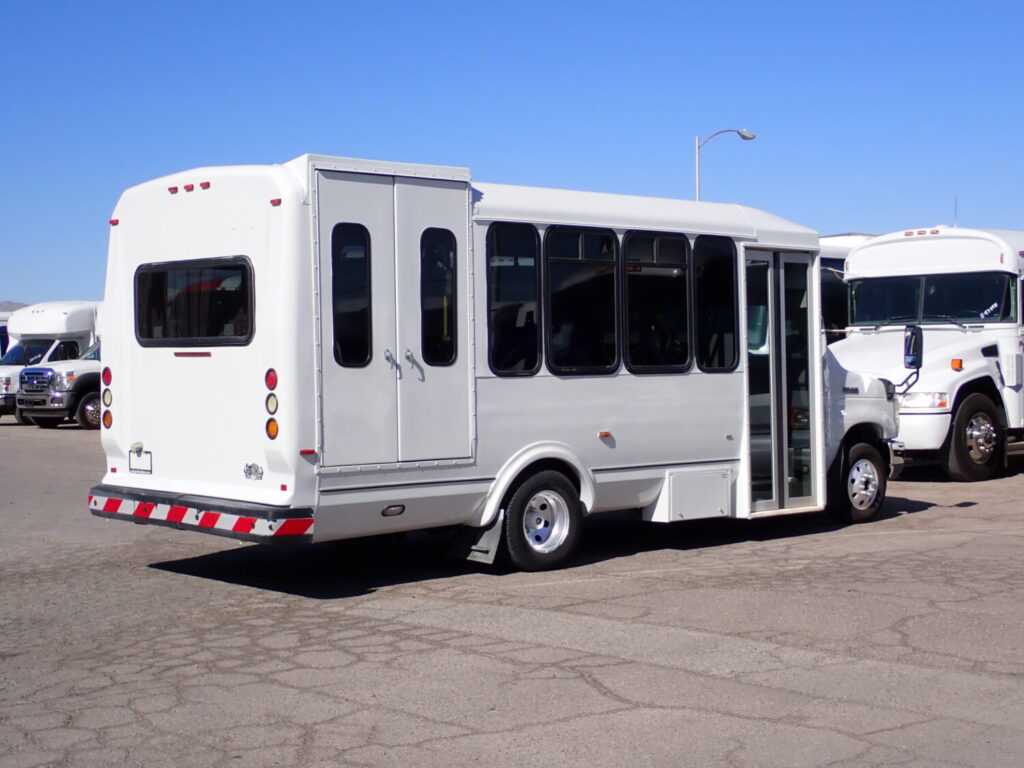 2009 ElDorado Aerotech Lift Equipped Shuttle Bus S57021 - Las Vegas Bus ...