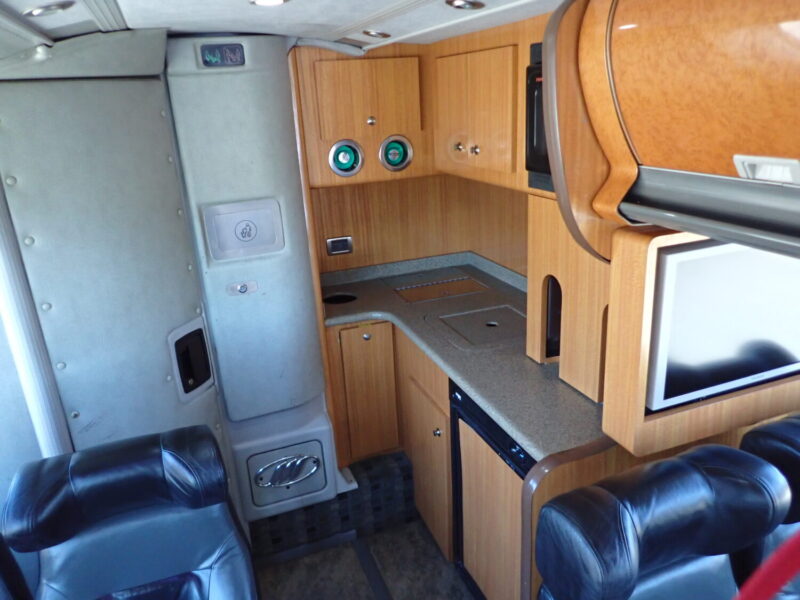 2008 MCI E4500 Highway Coach C64971 - Las Vegas Bus Sales