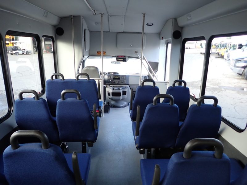 2013 Starcraft Allstar Lift Equipped Shuttle Bus S31005 - Las Vegas Bus ...